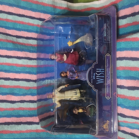 Disney | Toys | Disney Wish 5 Figurine Set | Poshmark